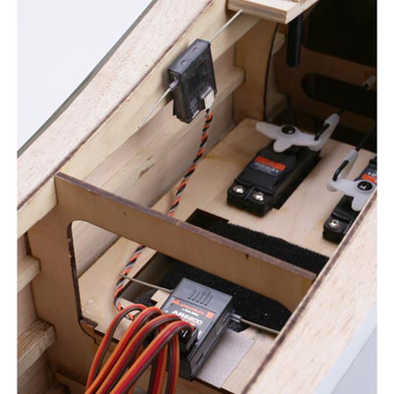 DSM2 AR6200 6-Channel Receiver Ultralite | Spektrum